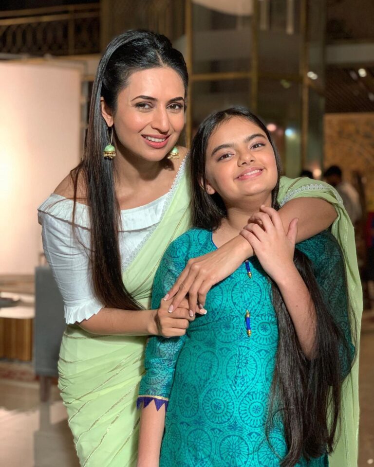 Ruhanika Dhawan Age, TV Serials, Family, Biography & More.