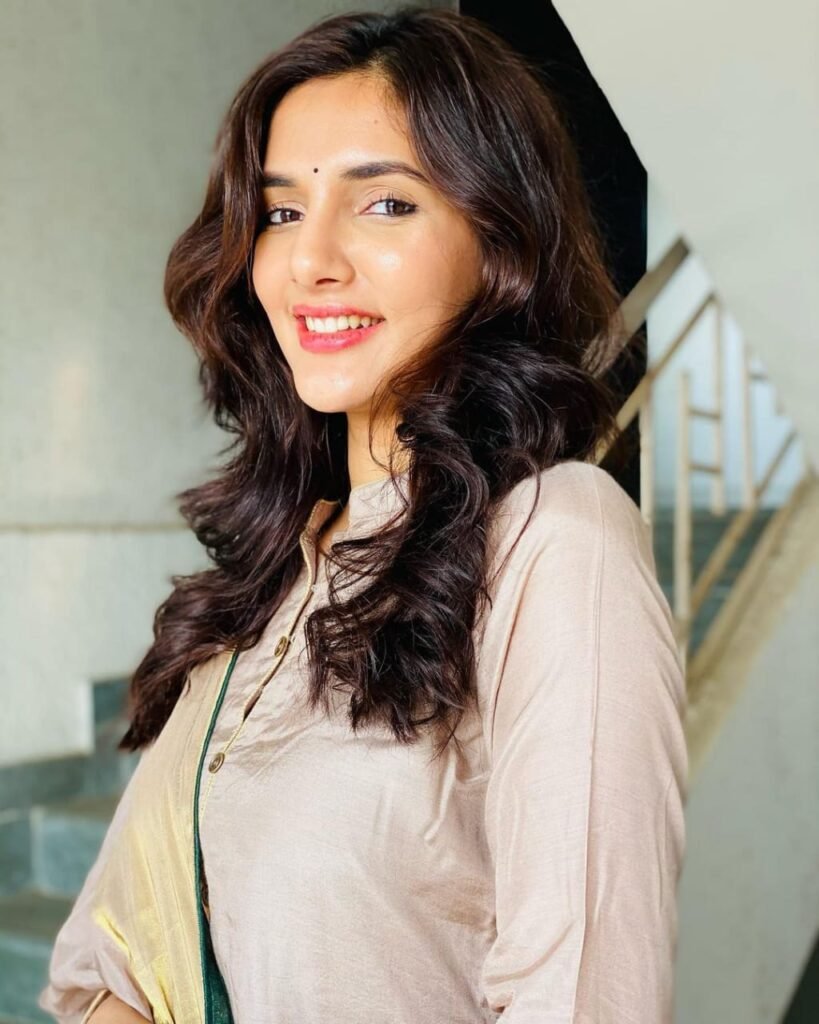 Natasha Singh (Actress/Model) Age, Career, Boyfriend, Biography