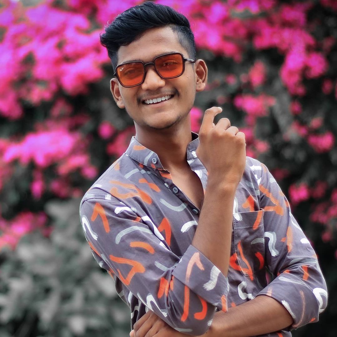 Mr Yash Sarsar (Instagram Star) Age, Family, Girlfriend, Biography