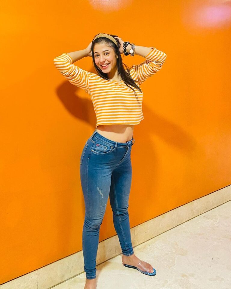 Anisha Mishra (Instagram Star) Age, Boyfriend, Career, Biography