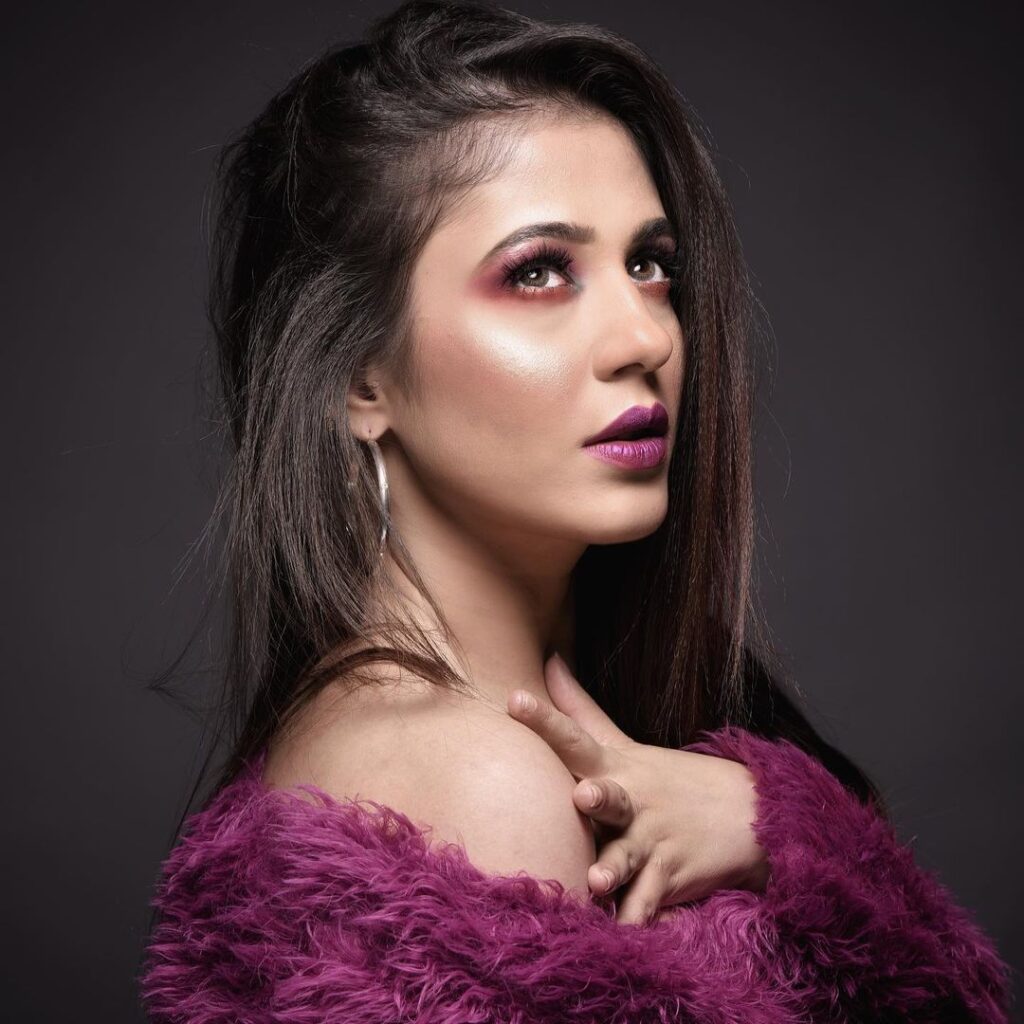 Anisha Mishra (Instagram Star) Age, Boyfriend, Career, Biography